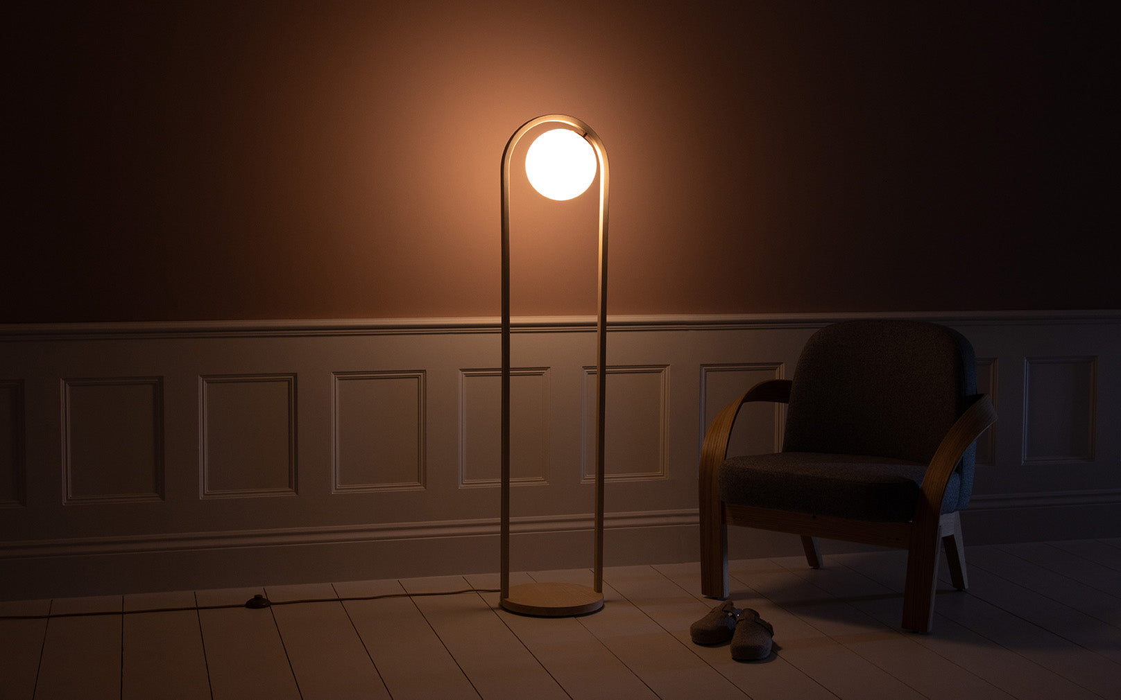 Loer Floor Light | Tom Raffield