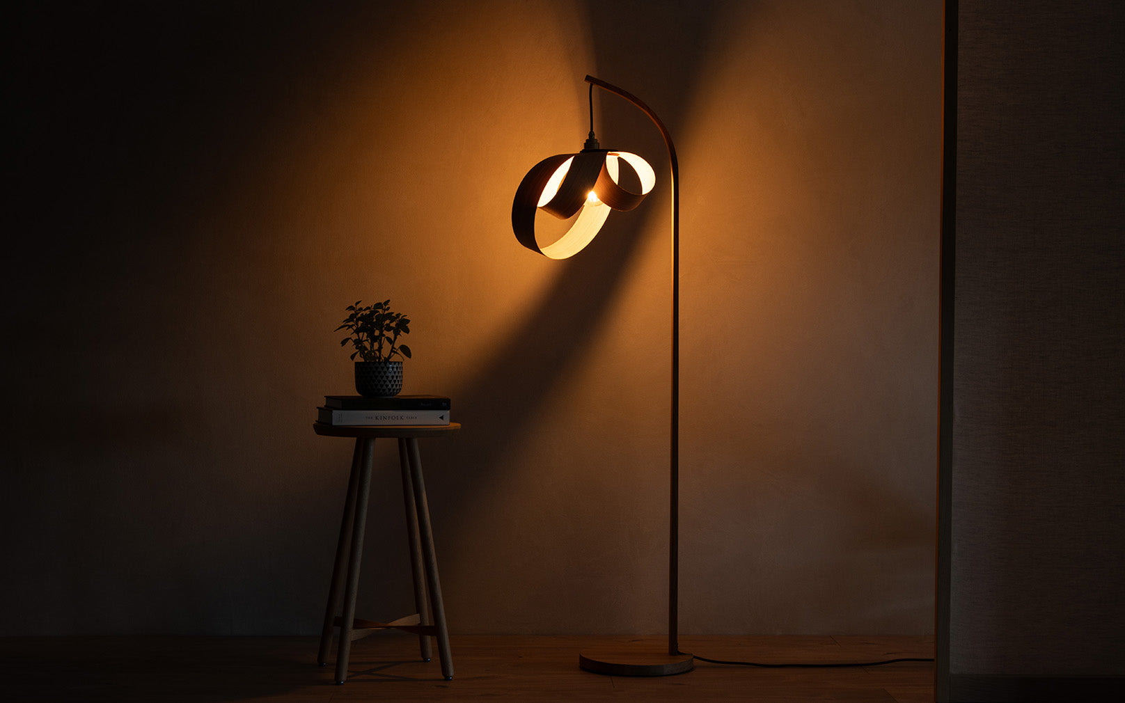 Verso Small - Stem Floor Light | Tom Raffield