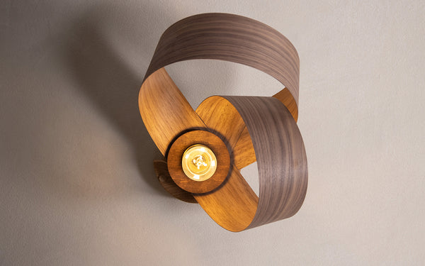 Verso Wireless Wall Light | Tom Raffield